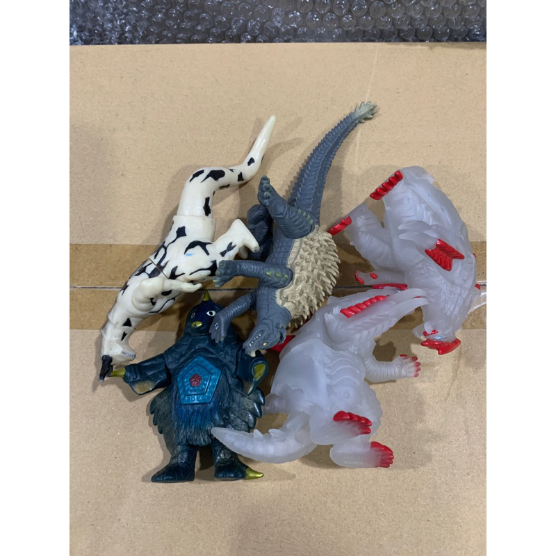 Ultraman monster (mini) | Shopee Malaysia