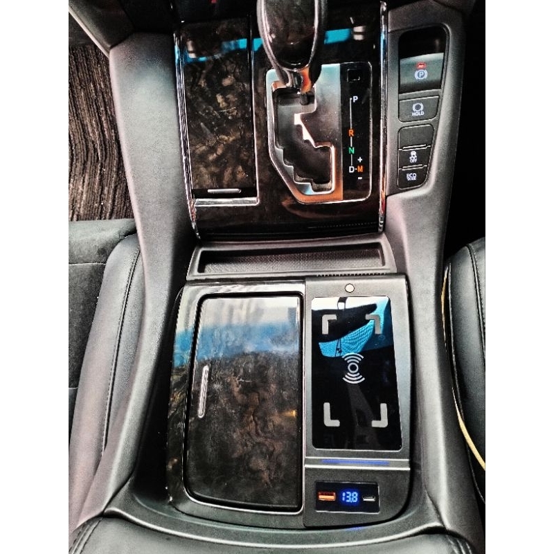 Toyota alphard vellfire agh30 center console wireless charger | Shopee ...