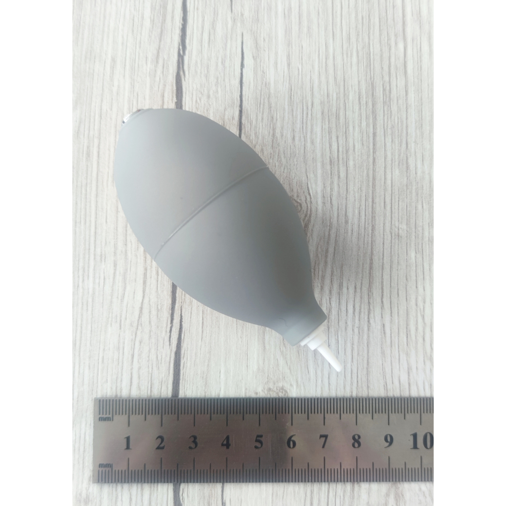 ( Random color ) hearing aids air puffer / air blower / cleaning tools ...