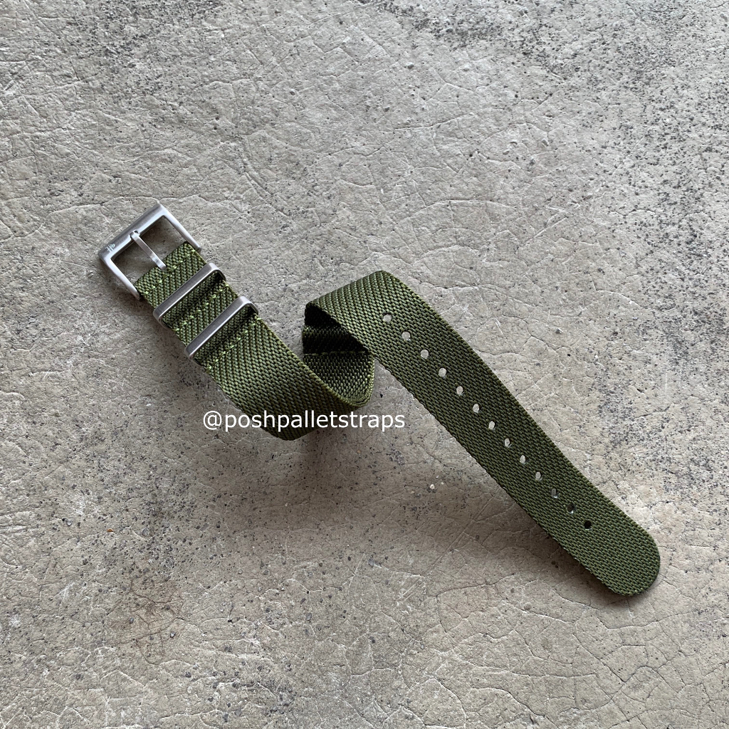 Premium Woven Nylon Strap 20mm Green [FREE GIFT] | Shopee Malaysia