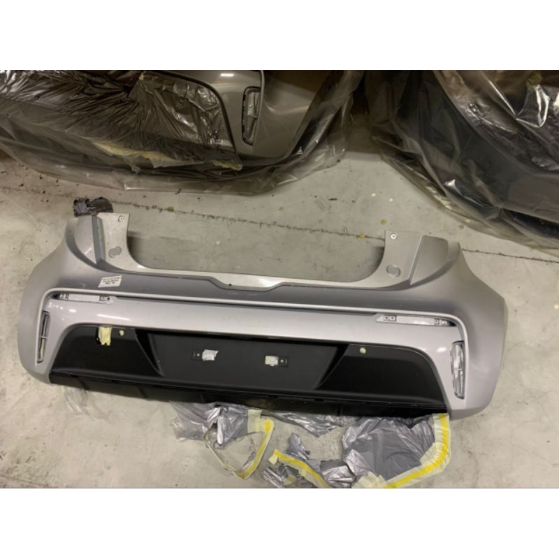 IRIZ REAR BUMPER ORIGINAL | Shopee Malaysia