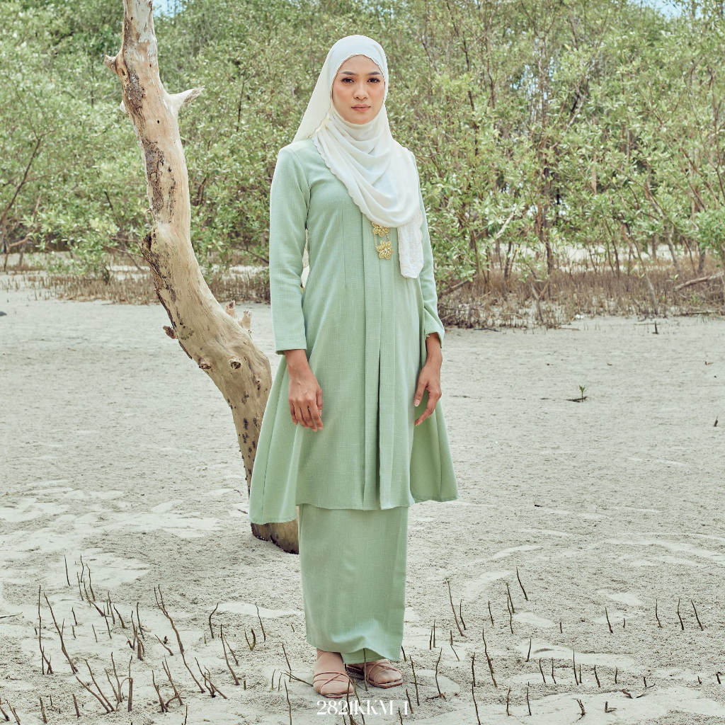 COLOR BLAST: KEBARUNG EMBUN SEDONDON SUAMI ISTERI (RAYA EDITION ...