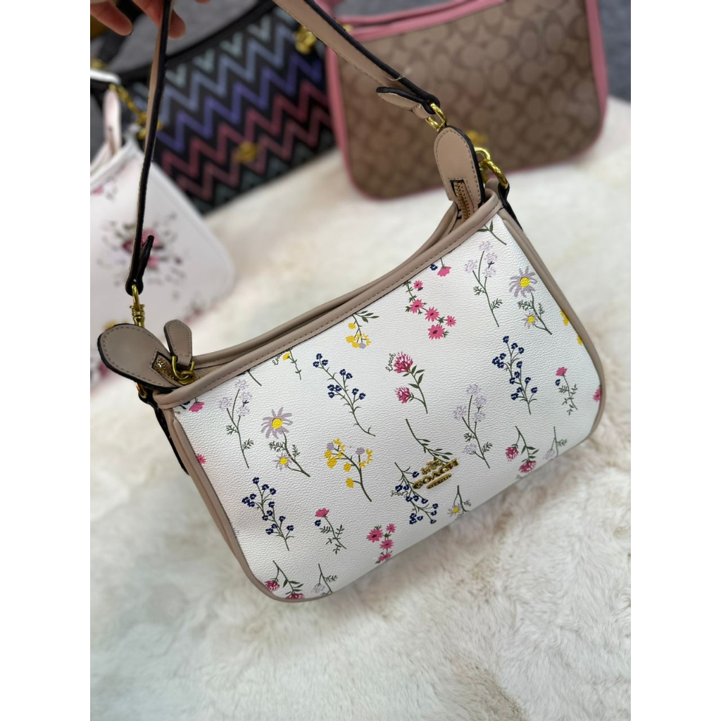 SATU RATUS SEPULUH RINGGIT SAHAJA | Shopee Malaysia