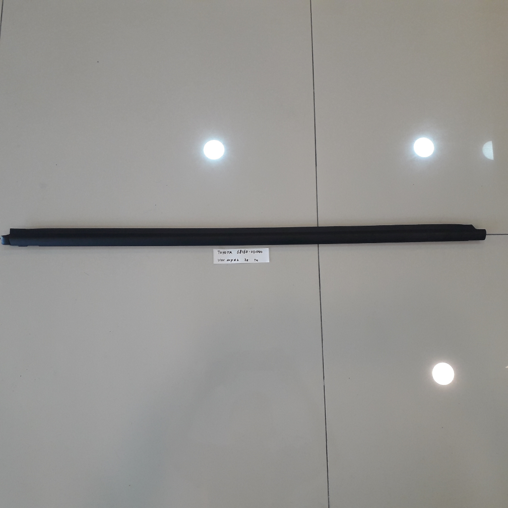 (1PCS TOYOTA 68160-0D040) (ORI) FRONT RIGHT (DEPAN KANAN) OUTER DOOR ...