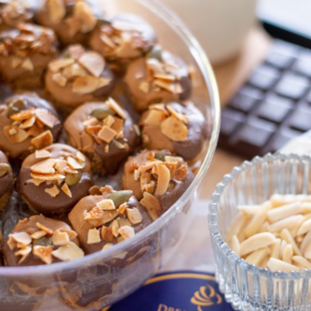 BISKUT RAYA 2025 / COOKIES 2025 / CREAMY BRULLEE NUTS | Shopee Malaysia