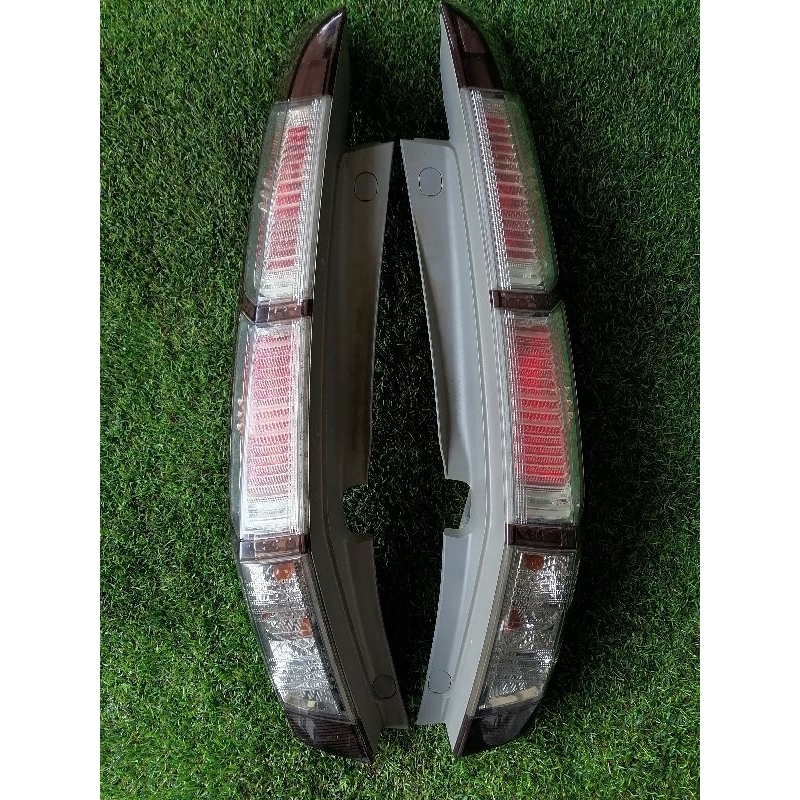 (price for 1side) Honda stream Rsz Rn6 RN7 Rn8 NFL rear lamp rearlamp used japan original part ...