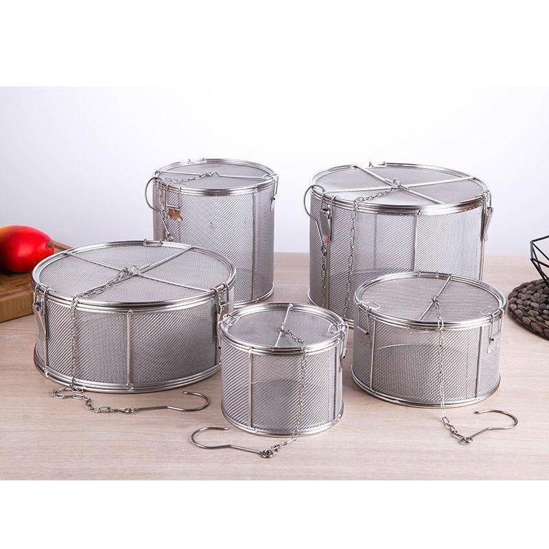 Stainless Steel Spice Soup Basket Filter Strainer Boil Stew Seasoning ...