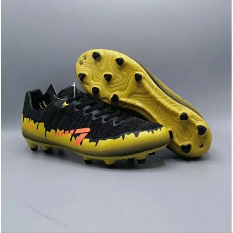 Line Seven Kasut Bola Dewasa l Soccer Boots Line7 | Shopee Malaysia