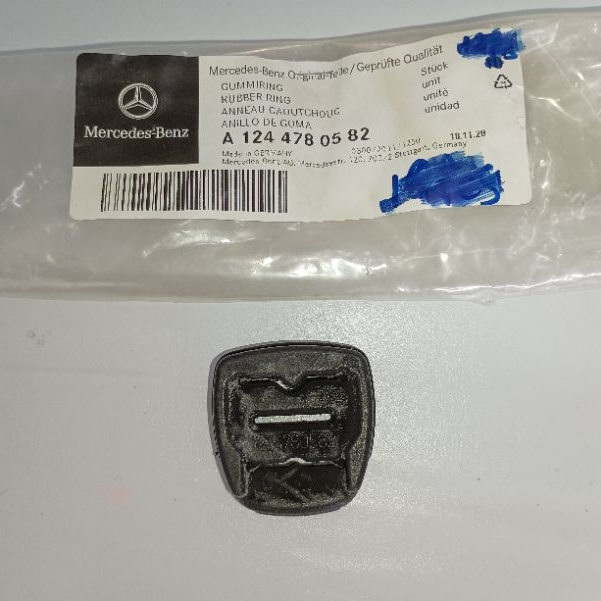 Mercedes Benz Original Fuel Pump Bracket Rubber Seal 1244780582 W124 ...