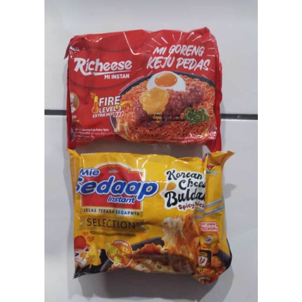 Mee Sedap Korean Cheese Buldak / Mee Richeese Keju Pedas Level 3 1Kotak ...