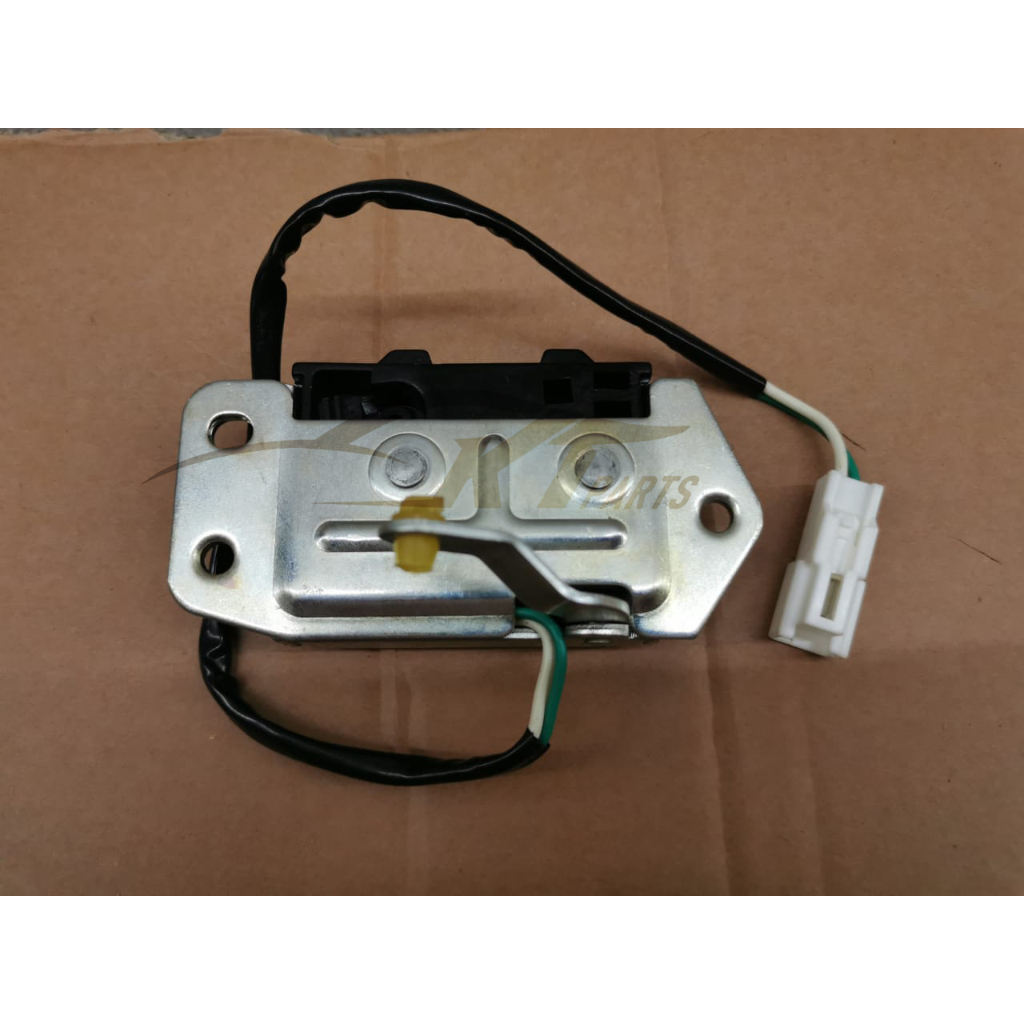 TOYOTA HIACE VAN LH113 REAR BONNET INNER LOCK / BELAKANG TRUNK LID ...