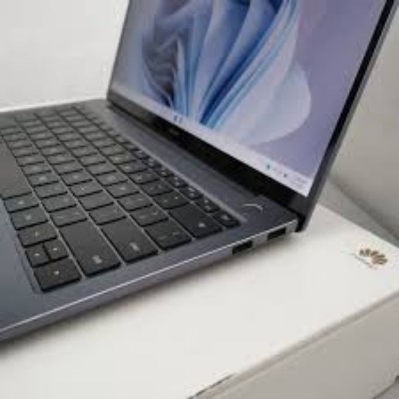 HUAWEI MateBook 14 AMD RYZEN 5/16GB/512GB SSD/ WIN11 Pro Like New 100% ...