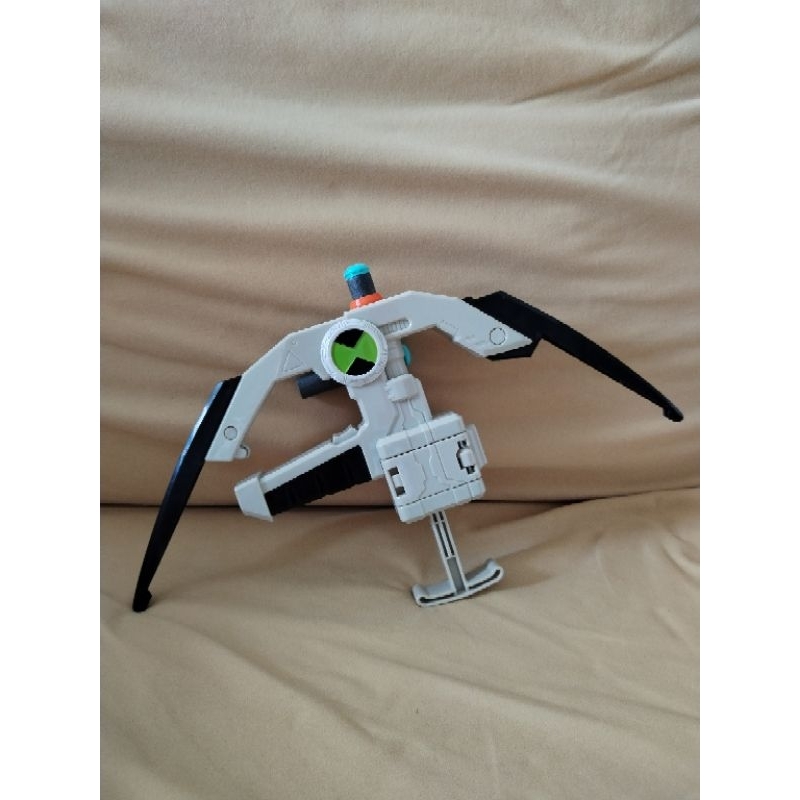 Ben 10 Omniverse Proto-Tool Bow Blaster (Includes 4 extra darts ...
