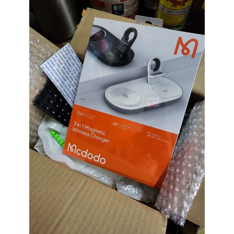 Mcdodo Wireless charger 3 in 1 black color 15w for iphone | Shopee Malaysia