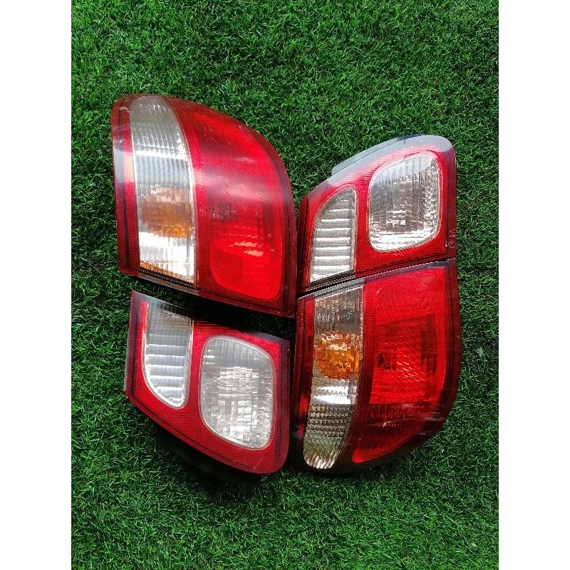 Nissan Sentra N16 Pfl rear lamp orange colour not white rearlamp ...