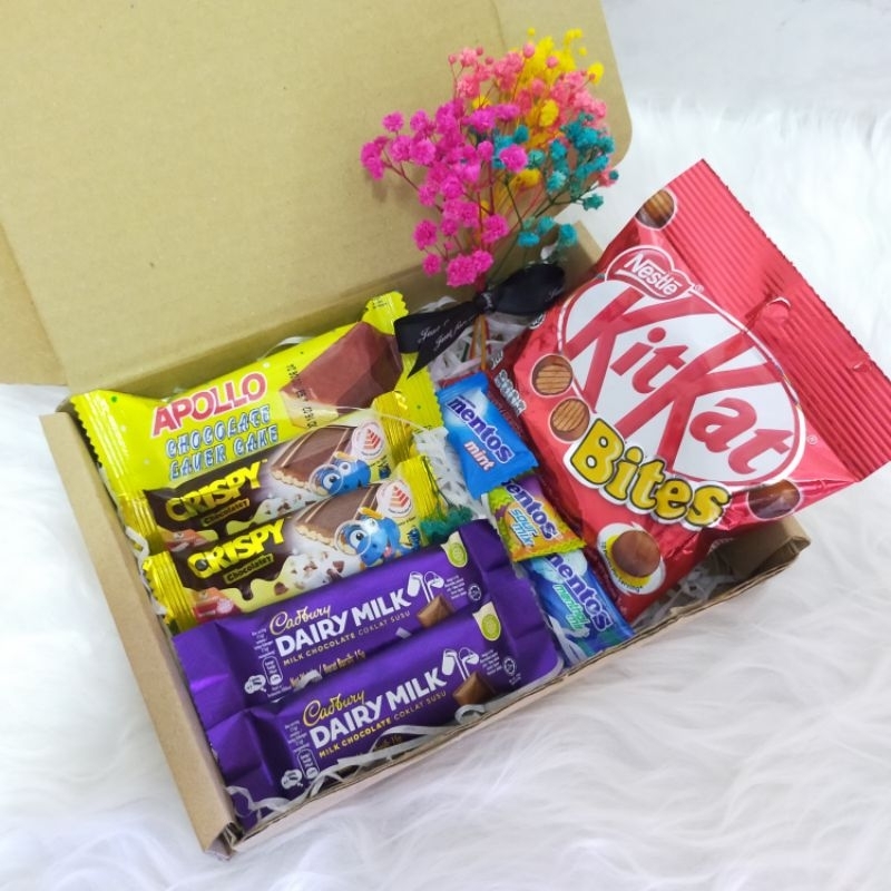 READY STOCK Surprise Chocolate Gift Box Hadiah Kotak Coklat | Shopee ...