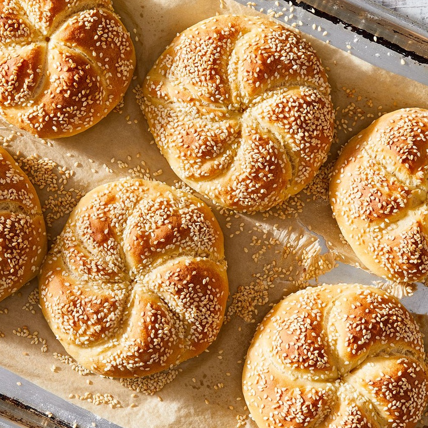 Kaiser Bread / Crusty Round Bread Roll / Bun / Roti Bulat / Fresh Bread ...