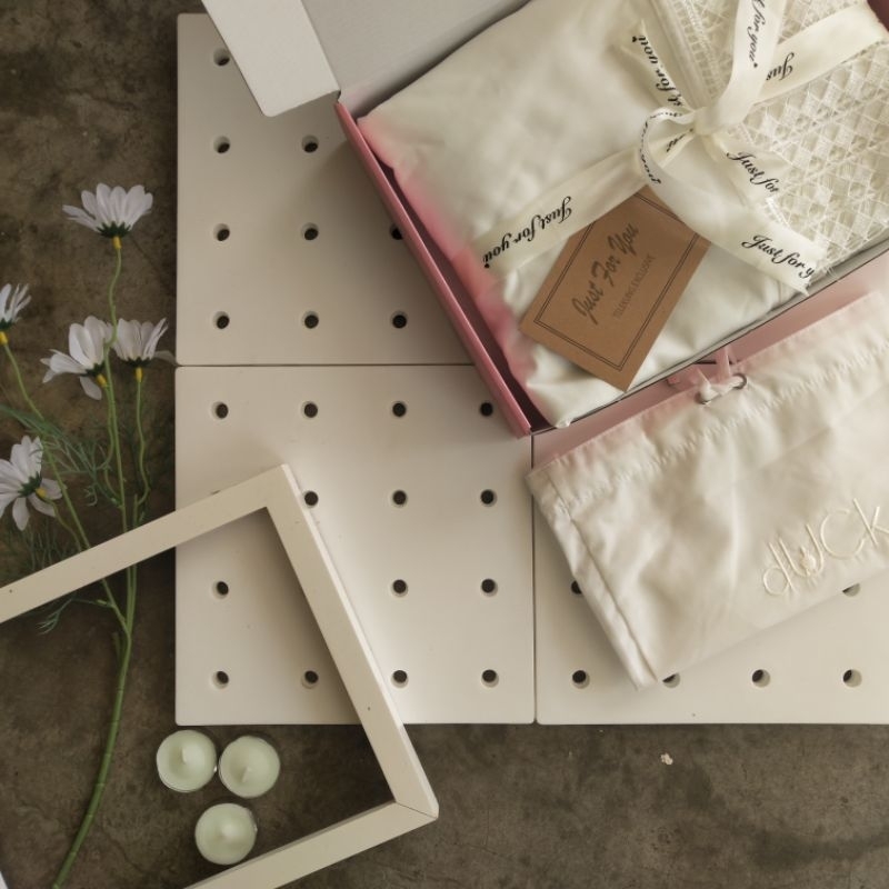Telekung Lace Exclusive Gift Box Set Ready Stock | Shopee Malaysia