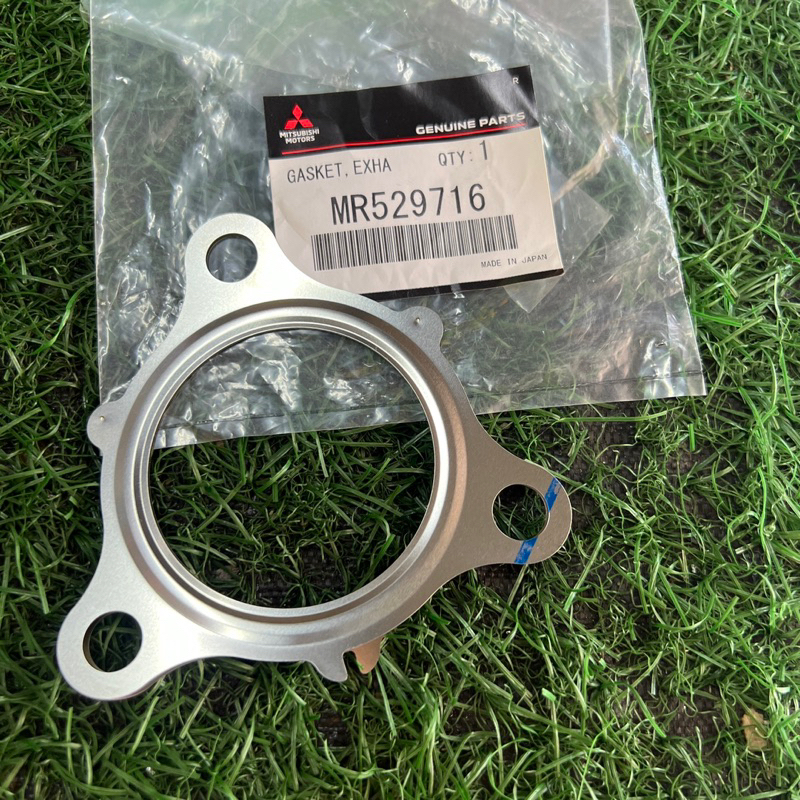 ORIGINAL MITSUBISHI TRITON VGT 2.5 TURBO GASKET (1515A169) (MR529716 ...