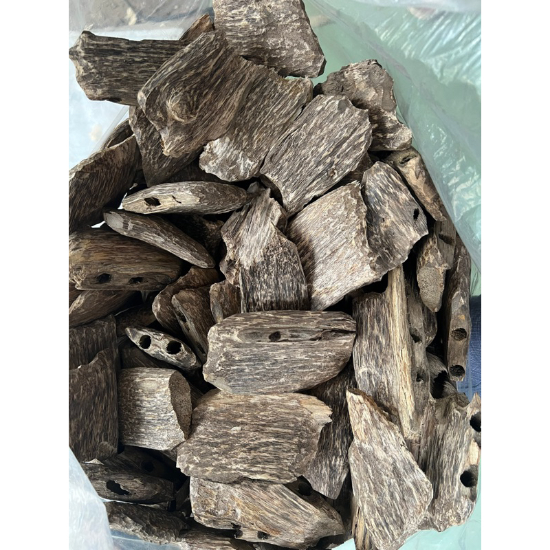 pre order, natural agarwood from vietnam, high quality, price per box ...