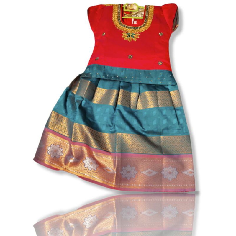 Aari design Pathu pavadai | Shopee Malaysia
