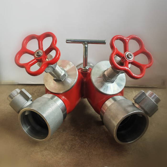 HYDRANT CONTROLLED DIVIDING BREECHING (INLET AND OUTLET CONNECTION ...