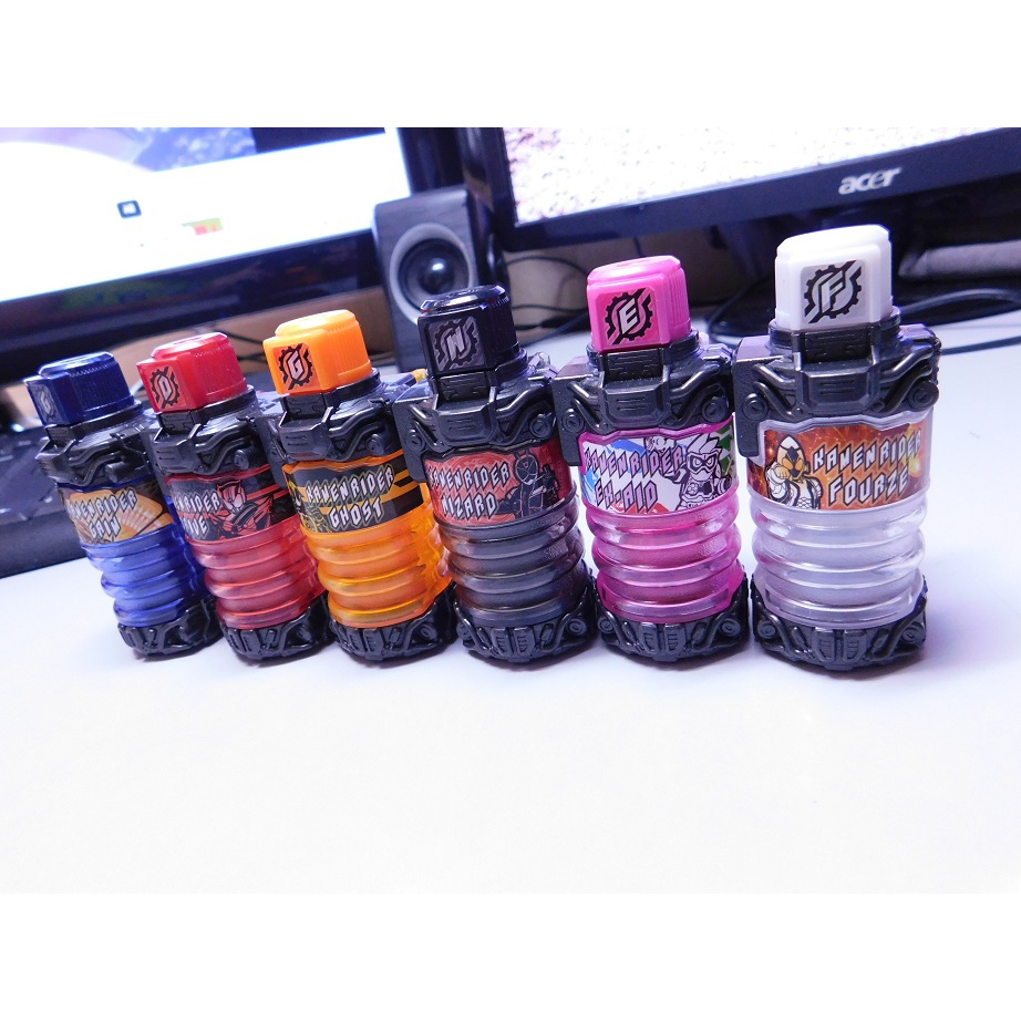 Kamen Rider Build _ DX Fullbottle - Legend Rider Series Set | Shopee ...