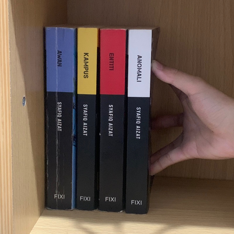 Buku Fixi Preloved ( Awan , Kampus , Entiti , Anomali ) | Shopee Malaysia