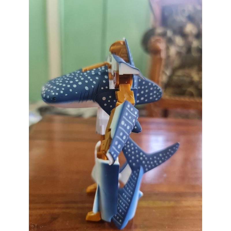 Blue whale robot transformer | Shopee Malaysia