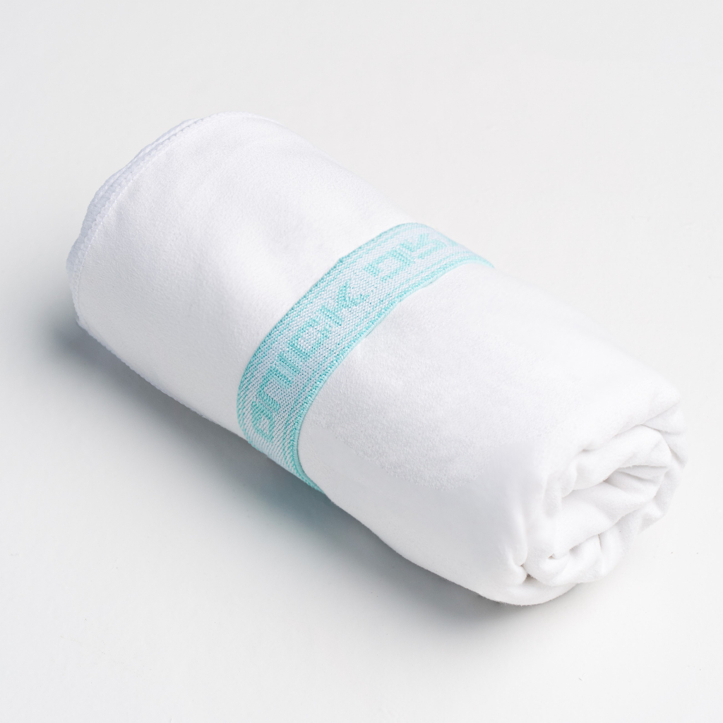 ULTIFRESH Premium Super Quick Dry Microfiber Anti-Bacterial Bath Towel ...