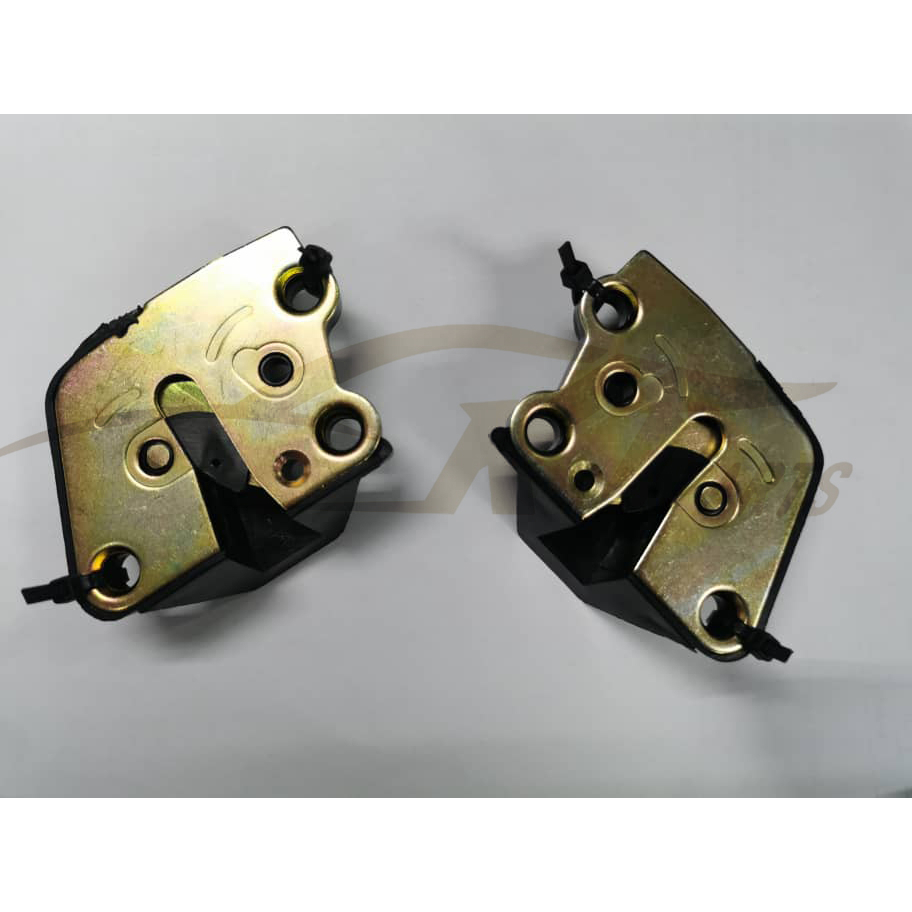 PERODUA KEMBARA 1998 YEAR / DVVT DOOR INNER LOCK / DALAM PINTU INNER ...