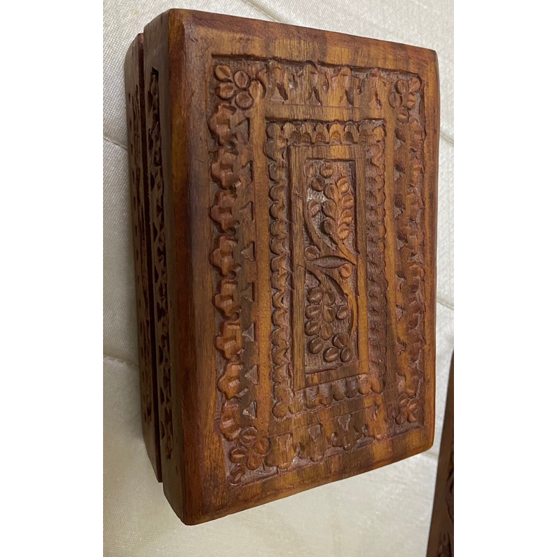 Antique Wooden Box with Classic Design | Shopee Malaysia