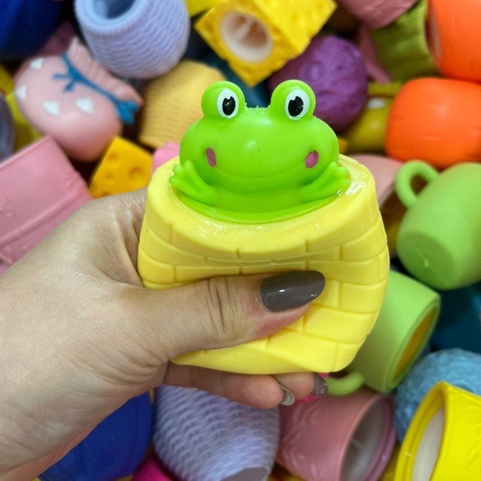 New Pop Up Funny Squeezing Carrot Rabbit Frog Cup Lovely Squeeze Toys ...