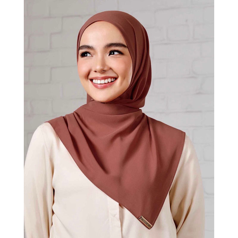 ALHUMAIRA Basic Essential Plain Shawl • { rouhijameel.shop ｝ | Shopee Malaysia