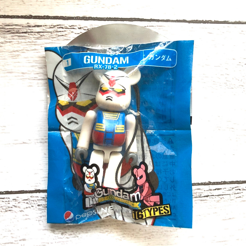 GUNDAM RX-78-2 in Mobile Suit Gundam Medicom Toy BE@RBRICK Bearbrick ...