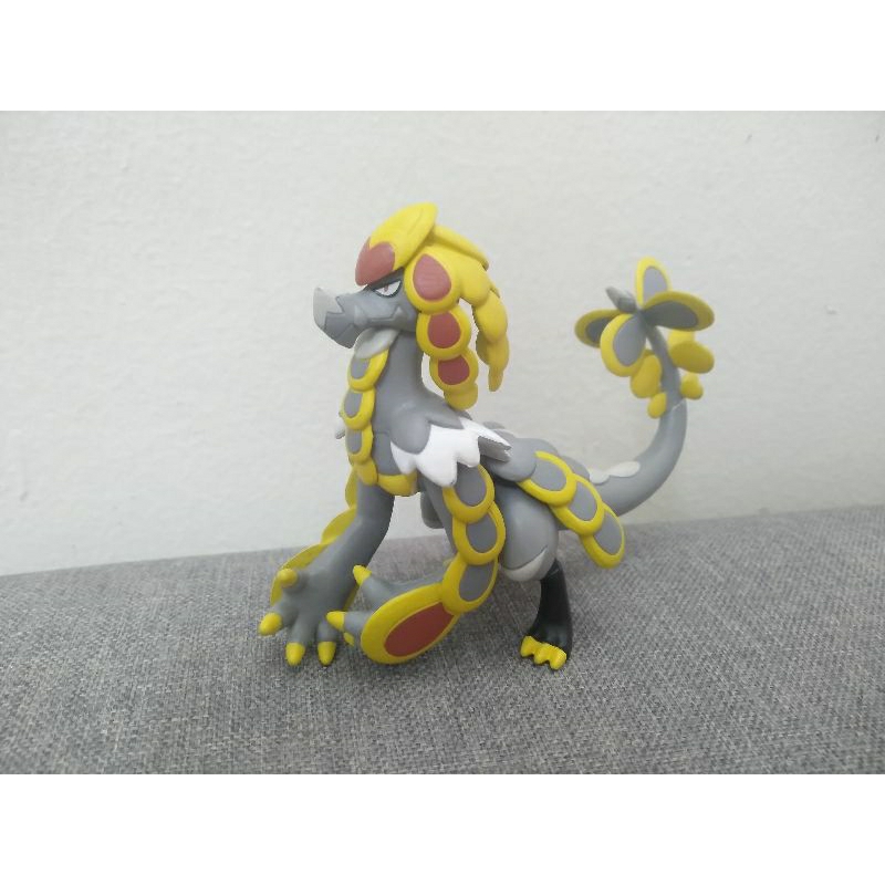 Pokemon Takara Tomy Kommo-o | Shopee Malaysia