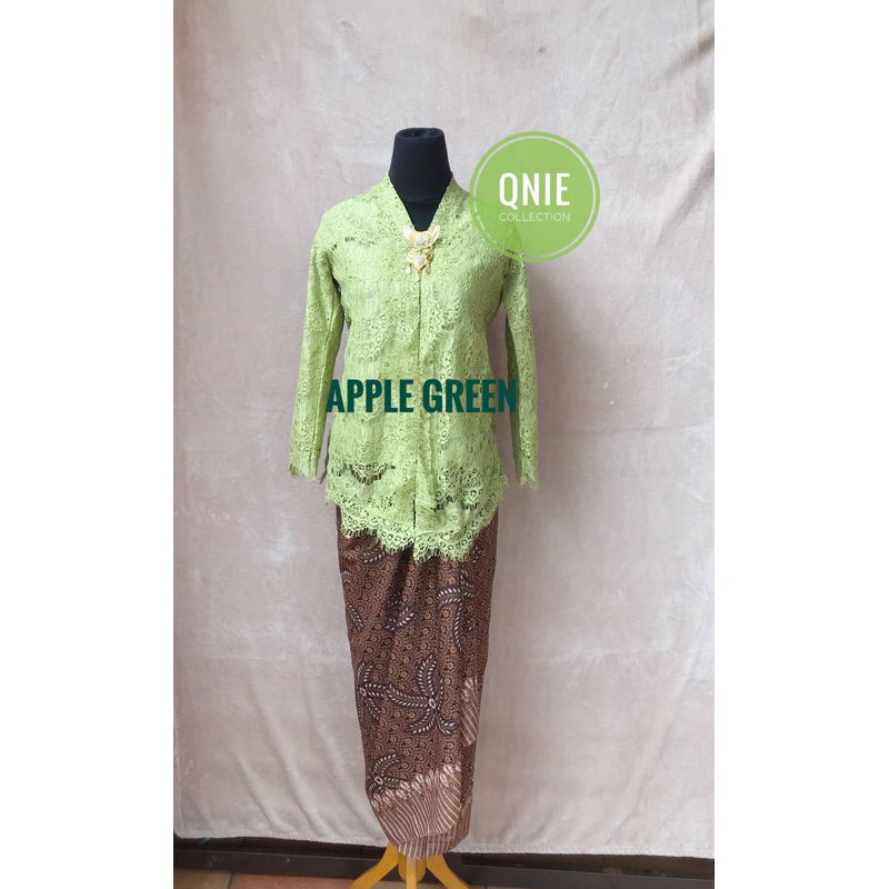 BAJU KEBAYA LACE LUNA HIJAU EPAL / APPLE GREEN( BAJU SAHAJA ) | Shopee ...