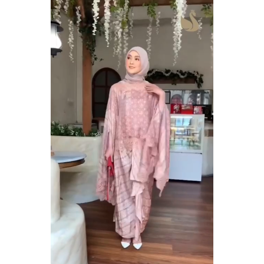 Baju Raya Moden Batik Malaysia Viscose Semi Silk + Lace/Renda,Free Size ...