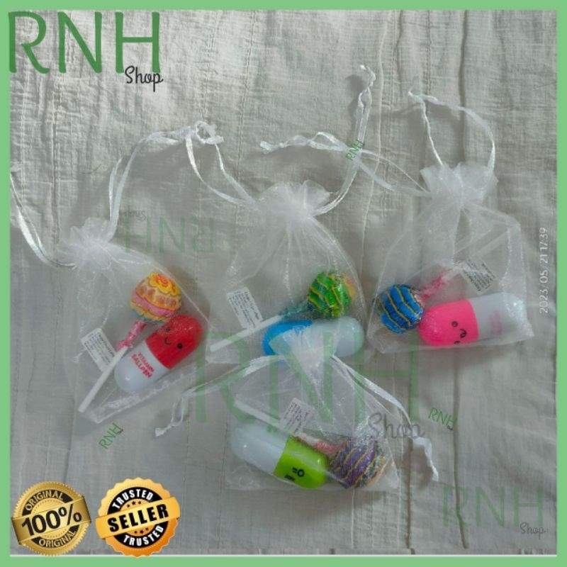 Mini Gift Goodies Mesh Bag with Lollipop + Vitamin Ballpen | Shopee ...
