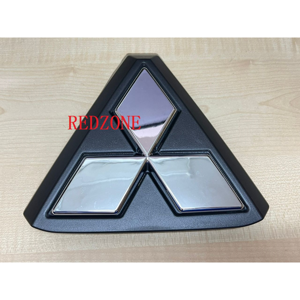 MITSUBISHI TRITON 2020 FRONT GRILLE GRILL CHROME LOGO / EMBLEM WITH ...