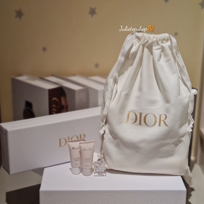 CD Miss Dior Blooming Bouquet & Classic Pouch Exclusive Gift Set ...