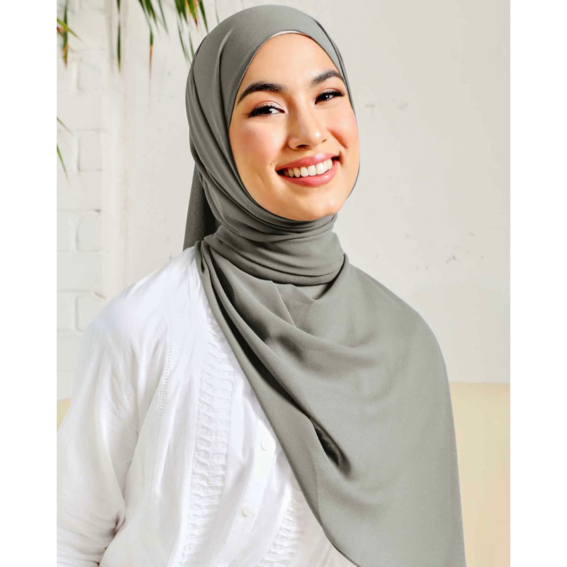 ALHUMAIRA Basic Essential Plain Shawl • { rouhijameel.shop ｝ | Shopee Malaysia