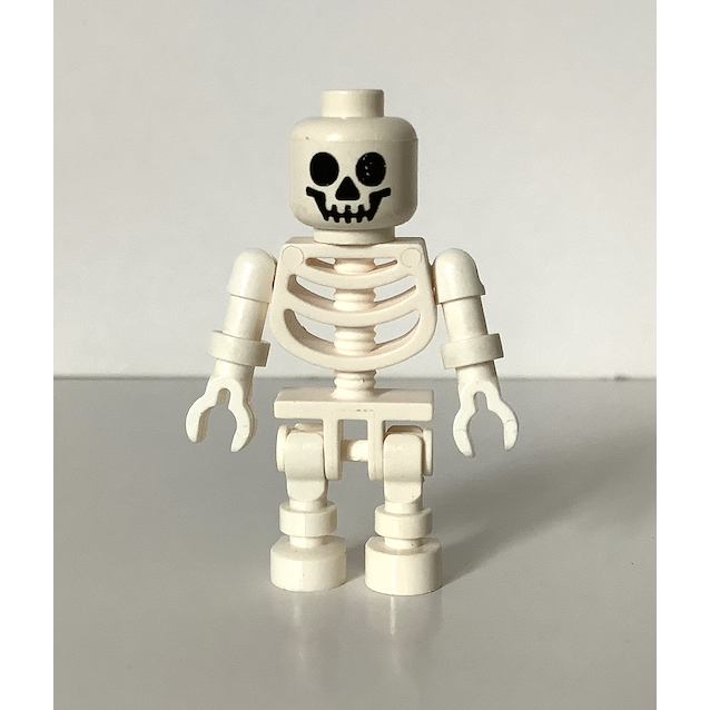 Lego Minifigures Castle gen001 Skeleton | Shopee Malaysia
