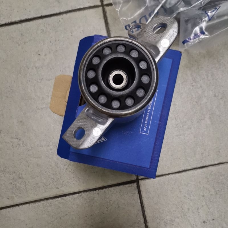 made in Romania LEMFORDER 1PC REAR ABSORBER MOUNTING AUDI A4 B8 A5 Q5 ...