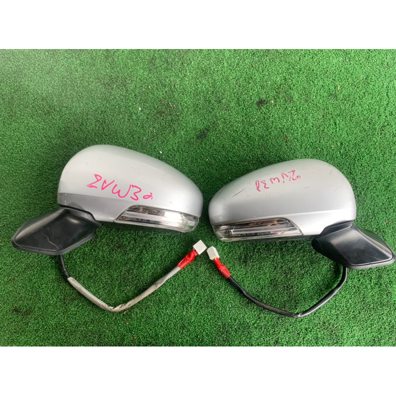 Toyota Prius ZVW30 Side Mirror Used Japan | Shopee Malaysia