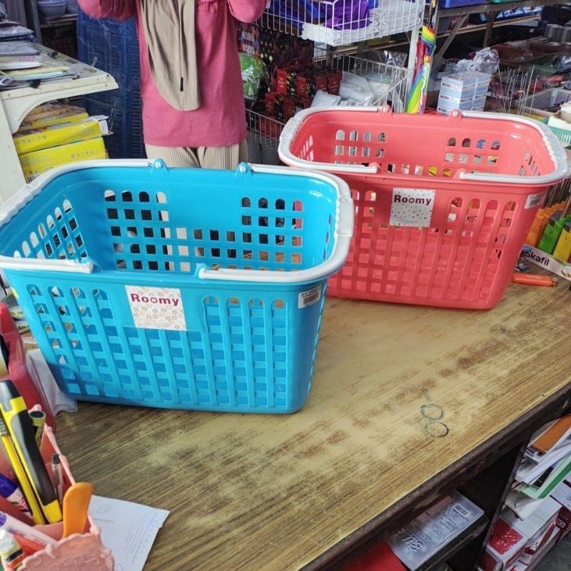 Roomy Shopping Basket / Picnic Basket / Laundry Basket / Raga Petak ...