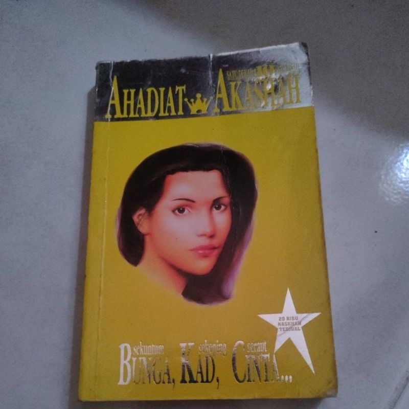 KOLEKSI AHADIAT AKASHAH ZURAIDAH OTHMAN NOVEL TERPAKAI ROKET KERTAS ...