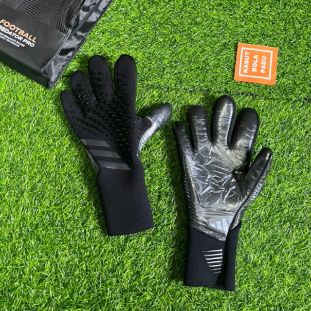 GLOVE -PREDATOR ACCURACY PRO ALL BLACK | Shopee Malaysia