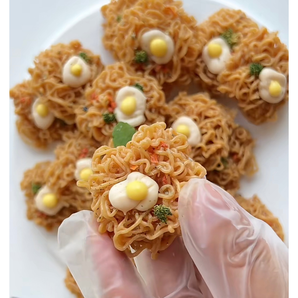 Homemade Dehydrated Pet Chicken Maggie Mee / Dog Treats / Pet Snacks ...