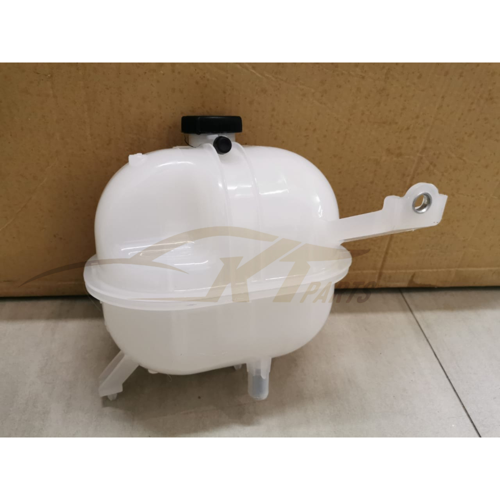 TOYOTA HIACE VAN KDH200 RADIATOR SPARE TANK WITH CAP / COOLANT TANK ...